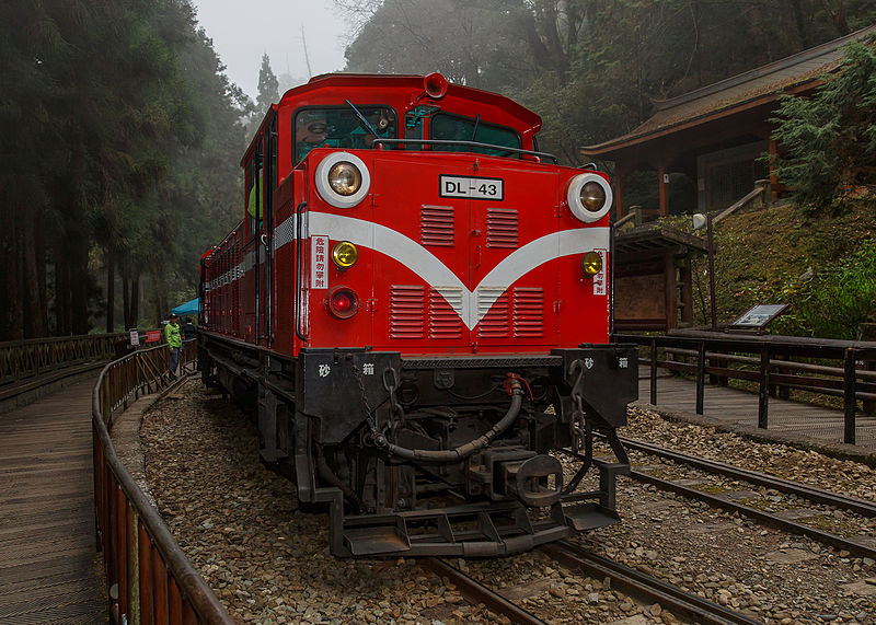 Alishan_Taiwan_Alishan-Forest-Railway-01 - Mushroom Travel