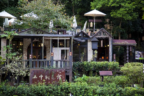 shengxing-railway-station-1 - Mushroom Travel